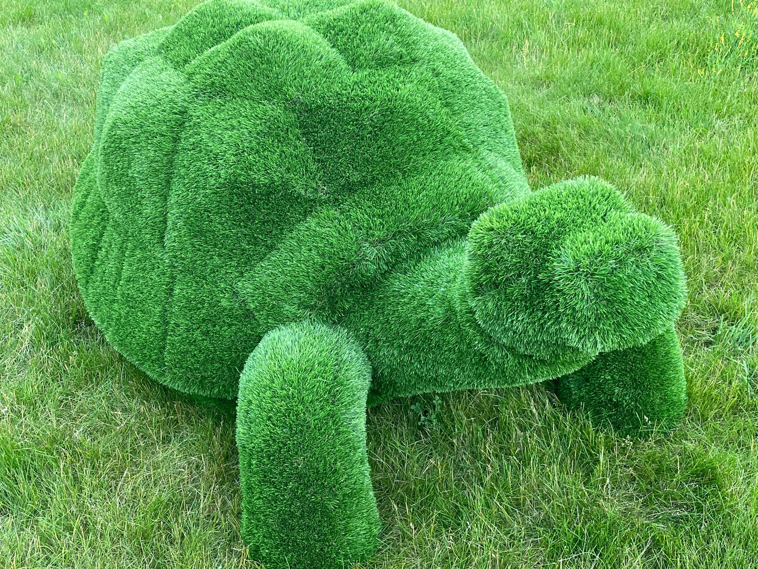 Decor Factory Studio Outdoor Animal Turtle Topiary Green Figures ...