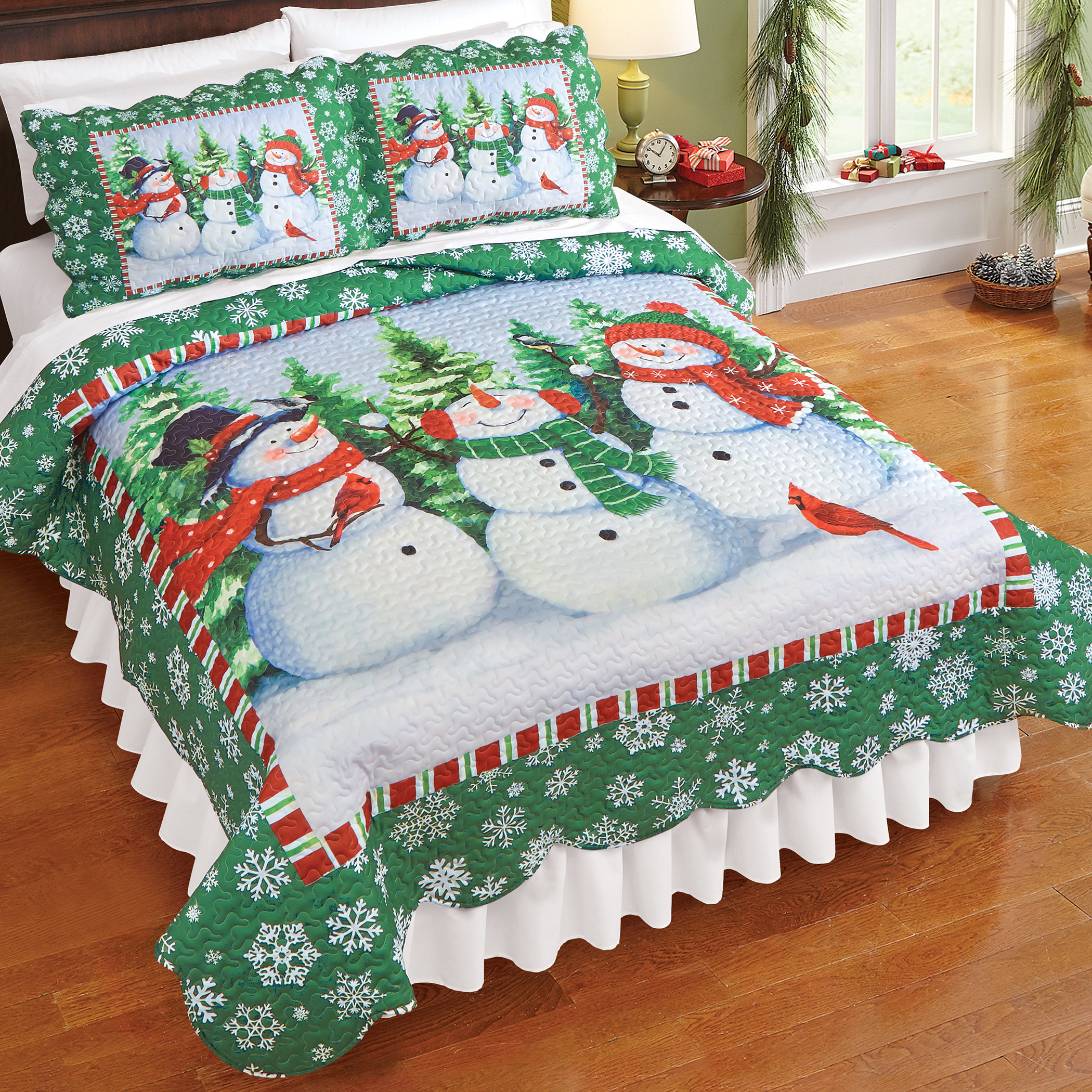 Winston Brands Winter Snowman Scene Green/White Microfiber Quilt ...