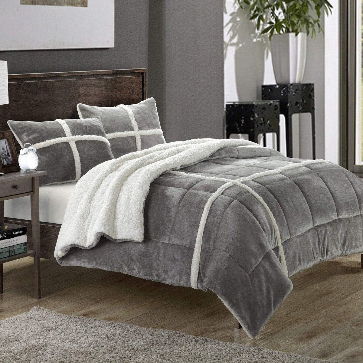 Homechoice International Group 3 Piece Plain Weave Comforter Bedding ...