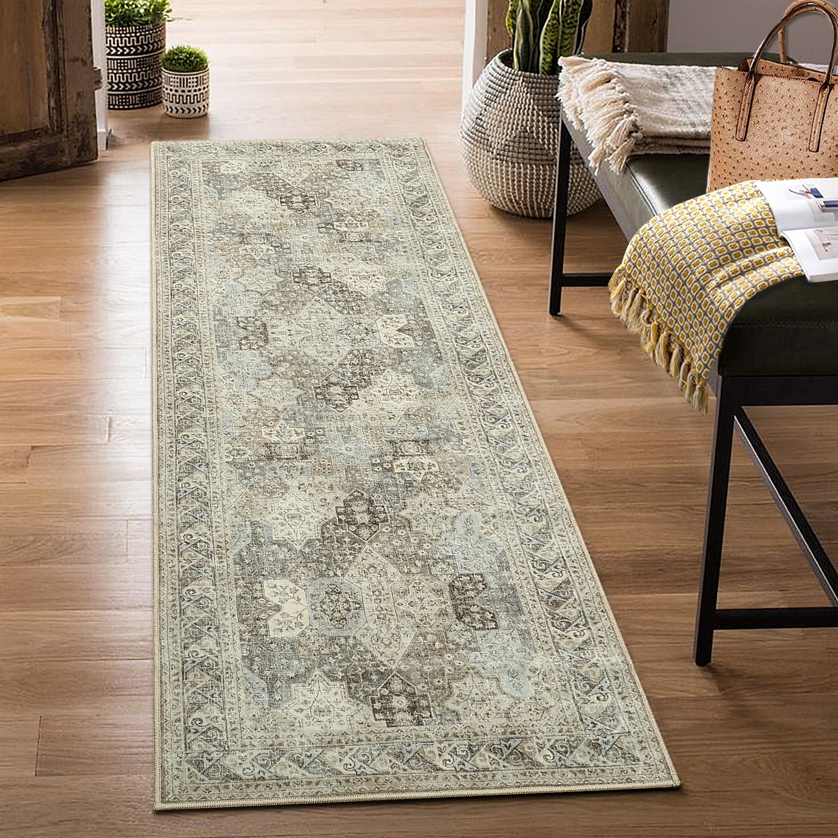 Bungalow Rose Sarto Oriental Machine Woven Polyester Area Rug in Beige ...