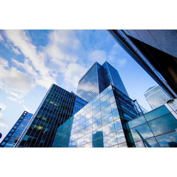 Latitude Run Business Office Building In London by Alice-photo ...