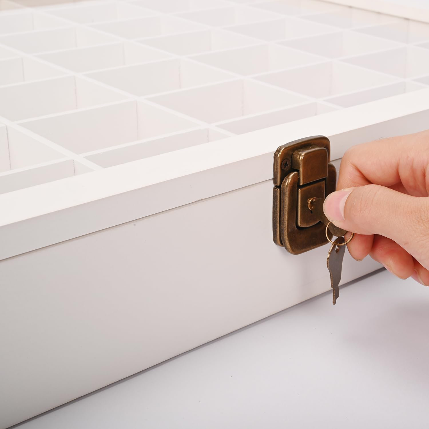 CHUANGWENYI Large Shot Glass Display Case Lockable Wall Mounted Shadow ...