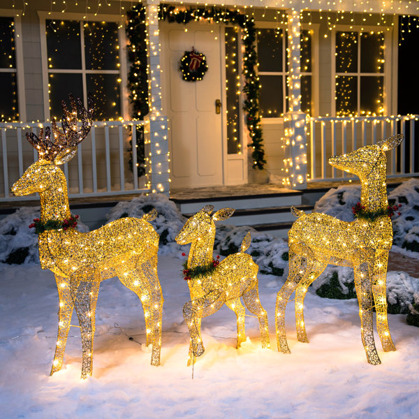 Joiedomi 3 Piece Fabric Buck, Doe, and Fawn with Wreath Lighted Display ...