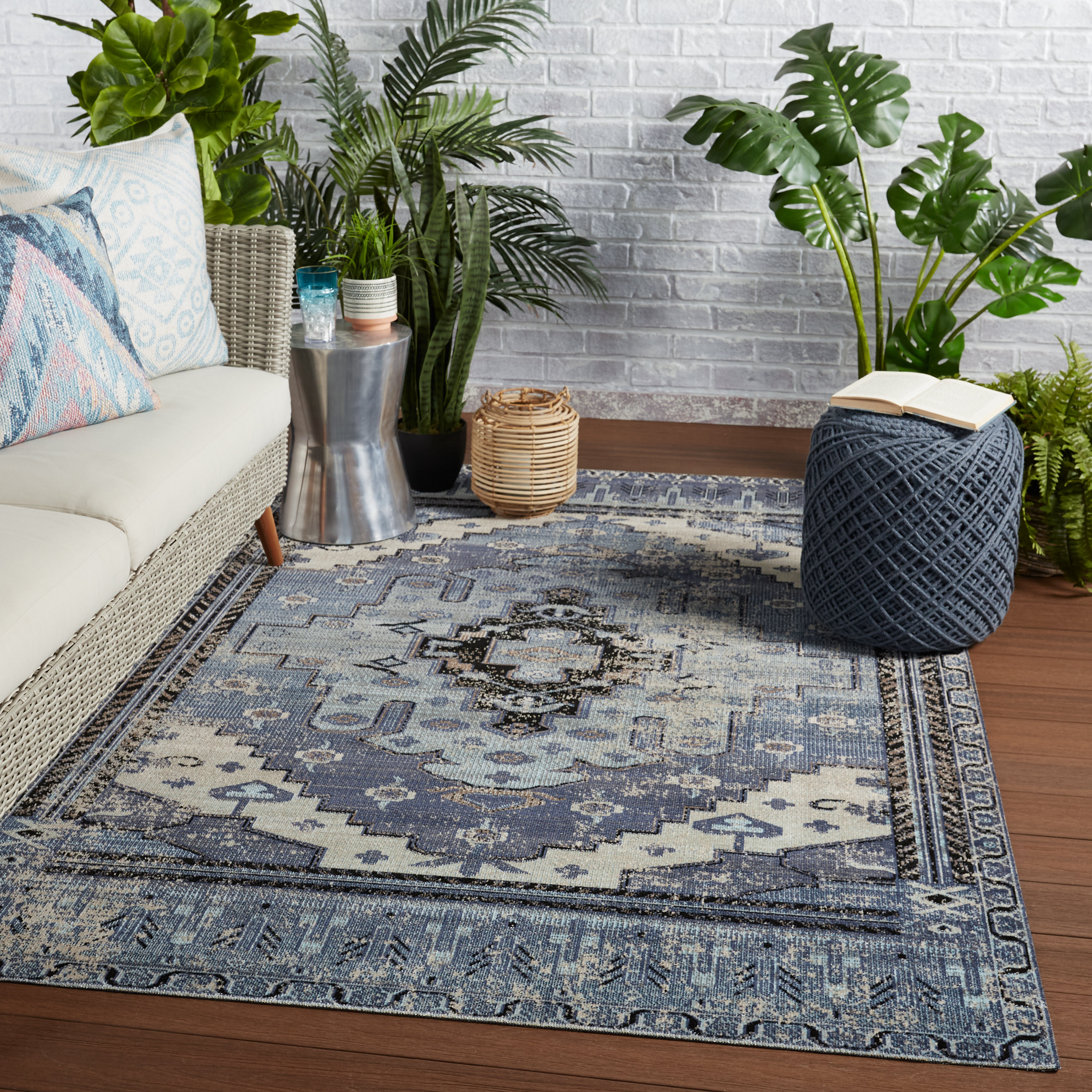 Steelside™ Haden Oriental Blue/Grey Indoor / Outdoor Area Rug & Reviews ...