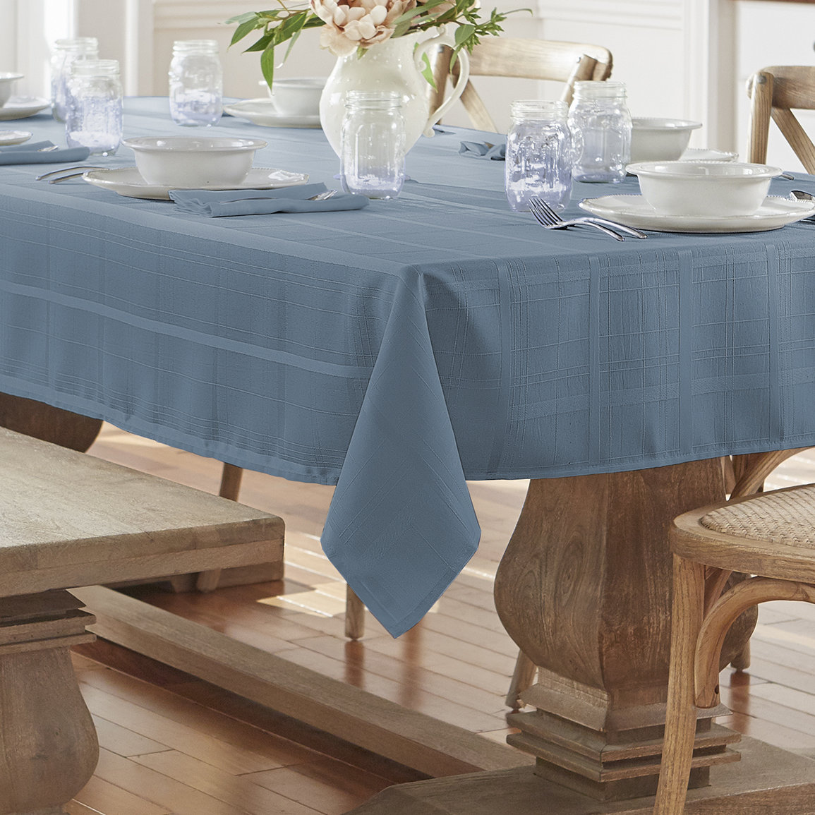 Gracie Oaks Ramiro Plaid Jacquard Square/Rectangle Tablecloth & Reviews ...