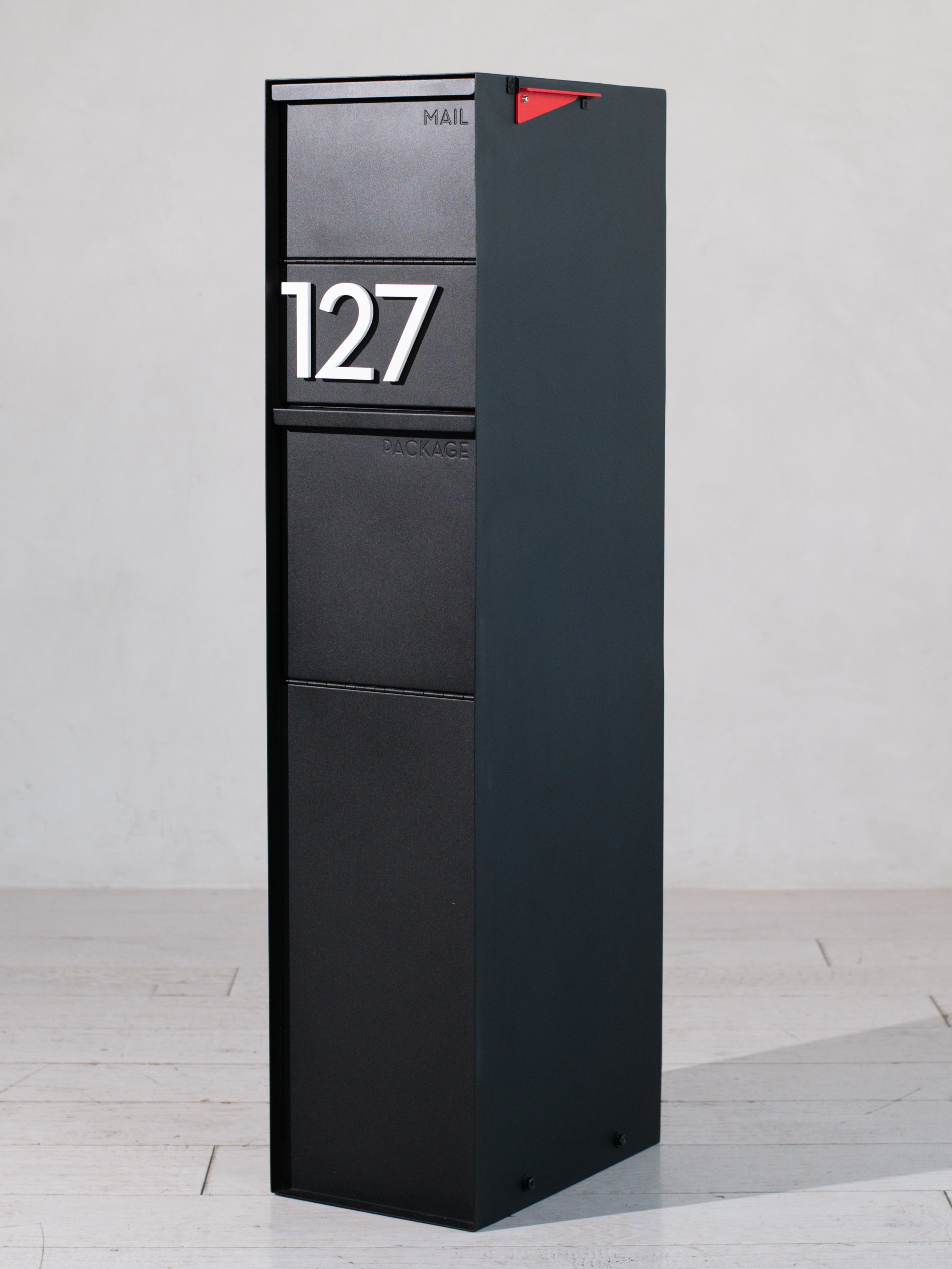 Post & Porch Safe Harbor Package Delivery Mailbox With Silver Numbers ...