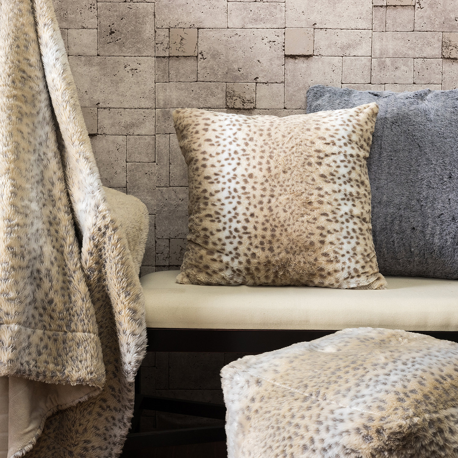 14 Karat Home Inc. Snow Leopard Leopard Square Pillow Cover & Reviews ...