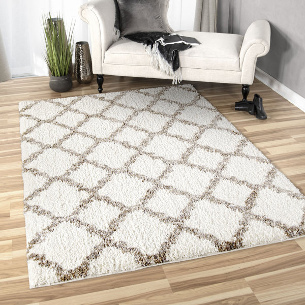 Red Barrel Studio® Red Barrel Studio Stefanni Geometric White Shag Area ...