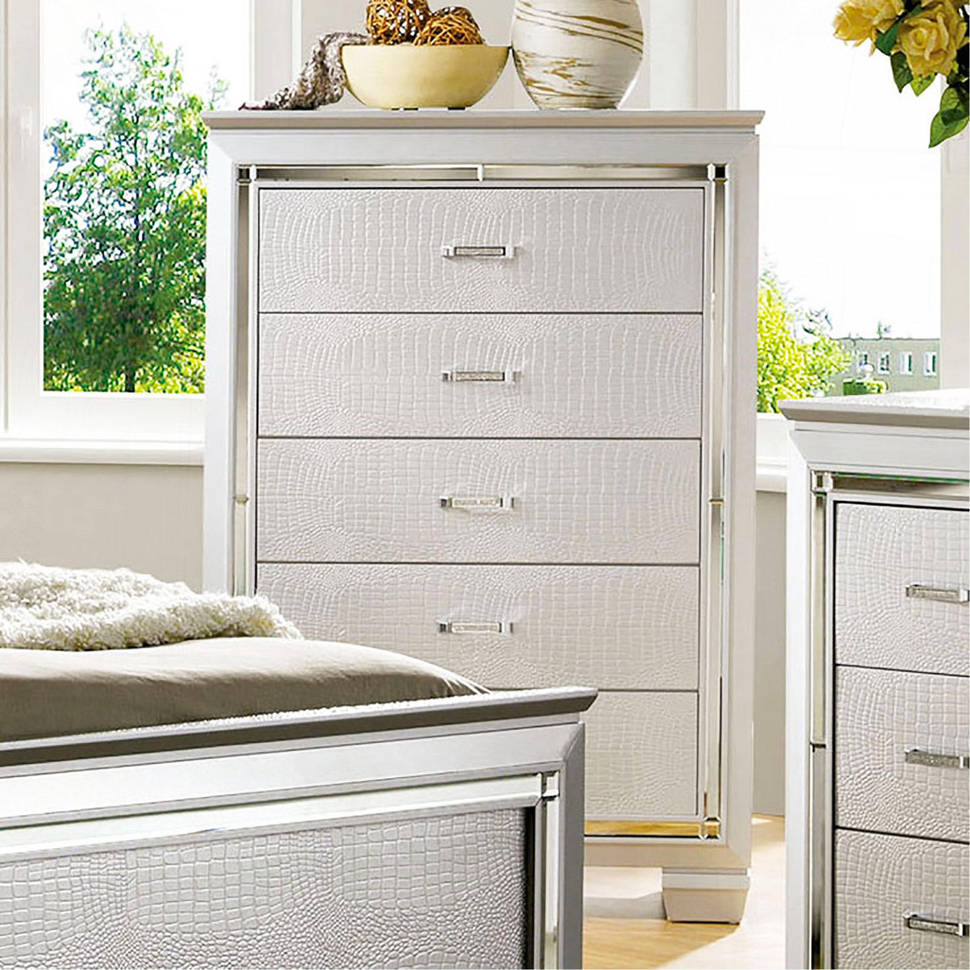 Everly Quinn Contemporary Style 1Pc Chest Crocodile Texture Diamond ...