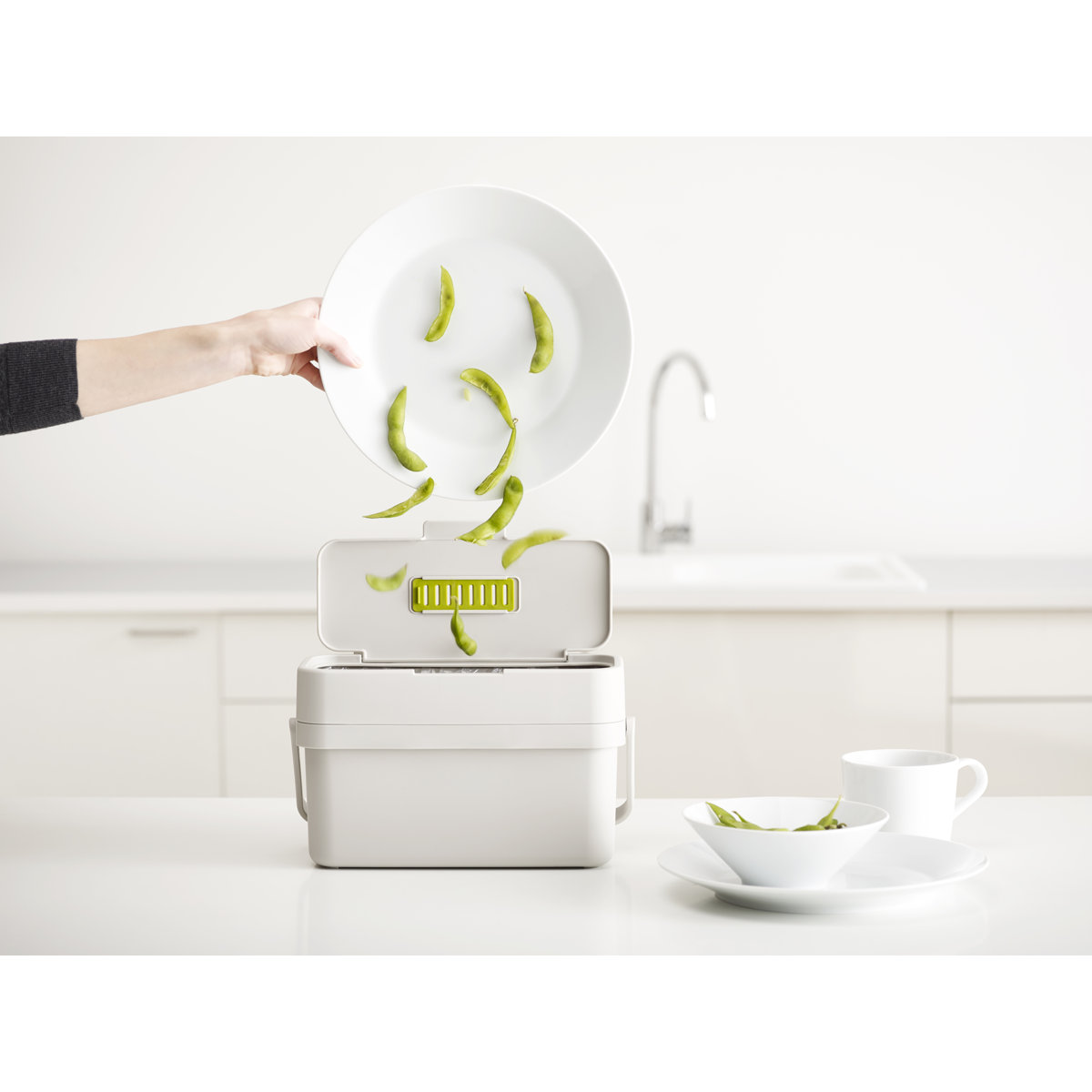 Joseph Joseph Compo 1 Gallon Food Waste Compost Bin with Mountable ...