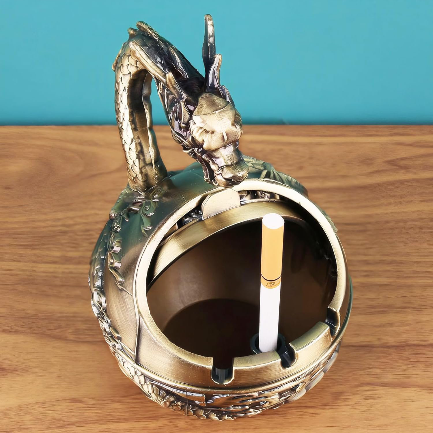 WIZIAT Vintage Decorative Windproof Ashtray With Lid For Cigarettes ...