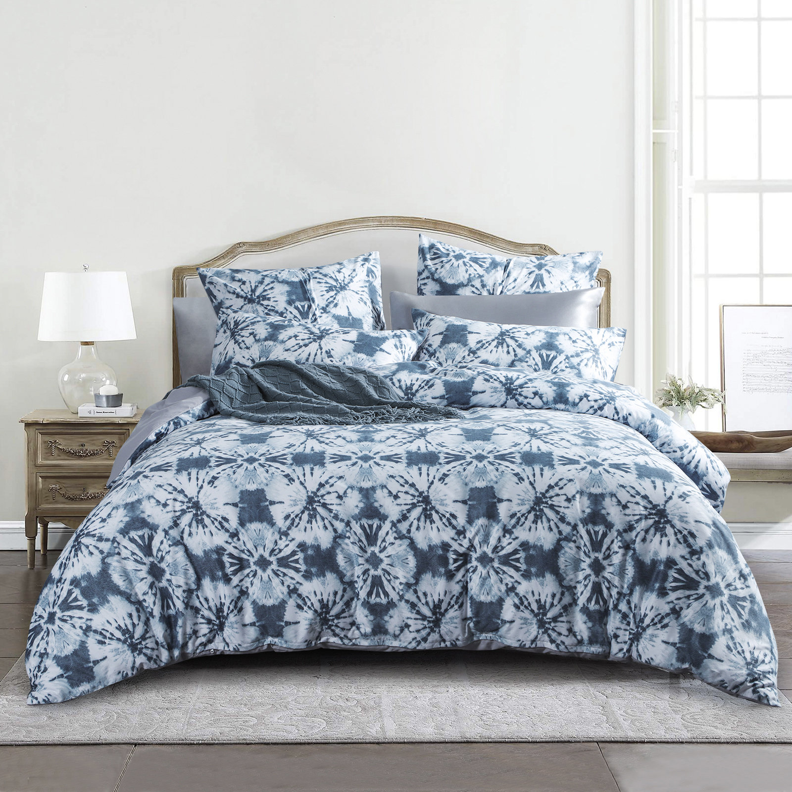 Aisbo Suniya Gray/Blue Microfiber Reversible 3 Piece Duvet Cover Set ...
