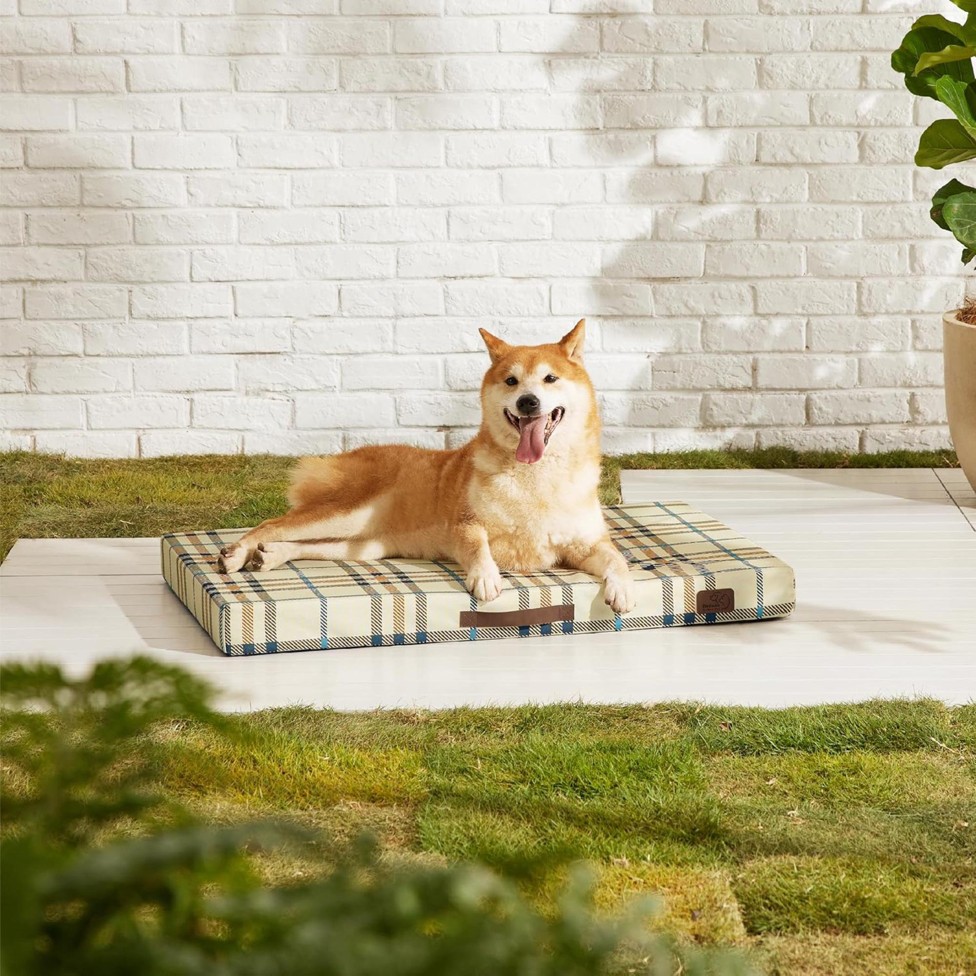 Latitude Run® Large Patterned Dog Bed For Large Dogs, Outdoor ...