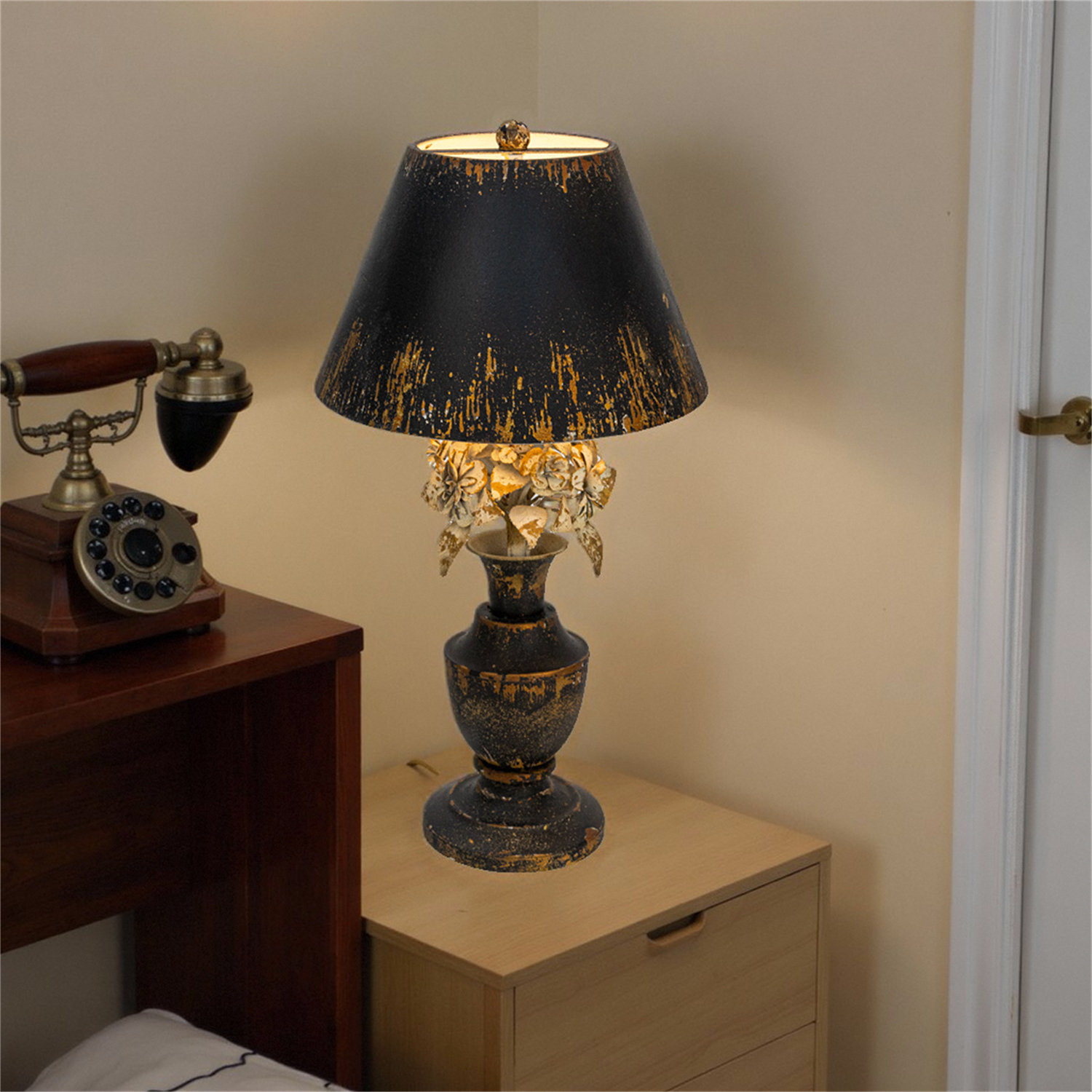 Red Barrel Studio® Vintage Floral Table Lamp With Distressed Black ...