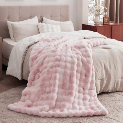 pink bubble blanket