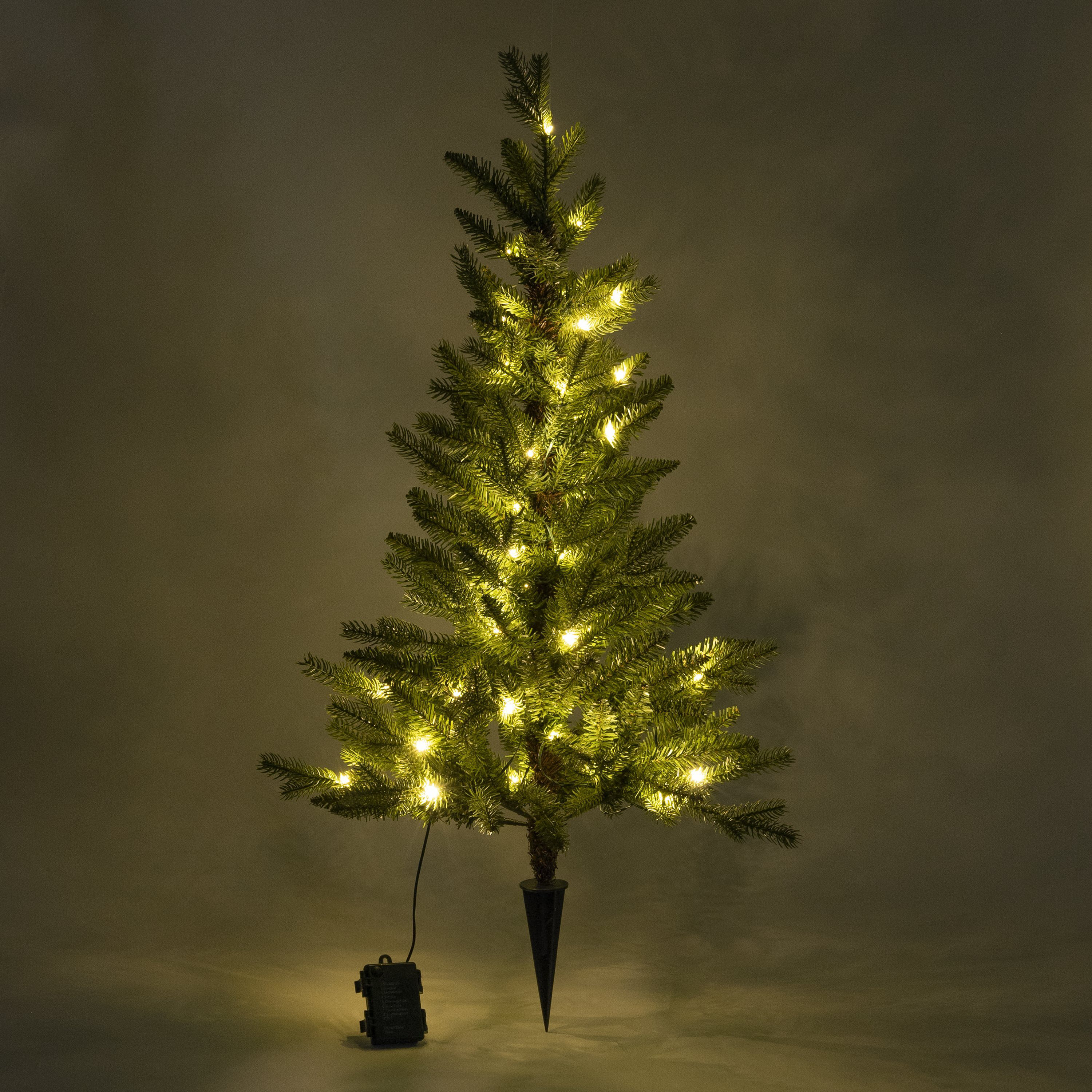 Plow & Hearth Indoor/Outdoor Misty Pine Pottable Tree With 50 Lights ...