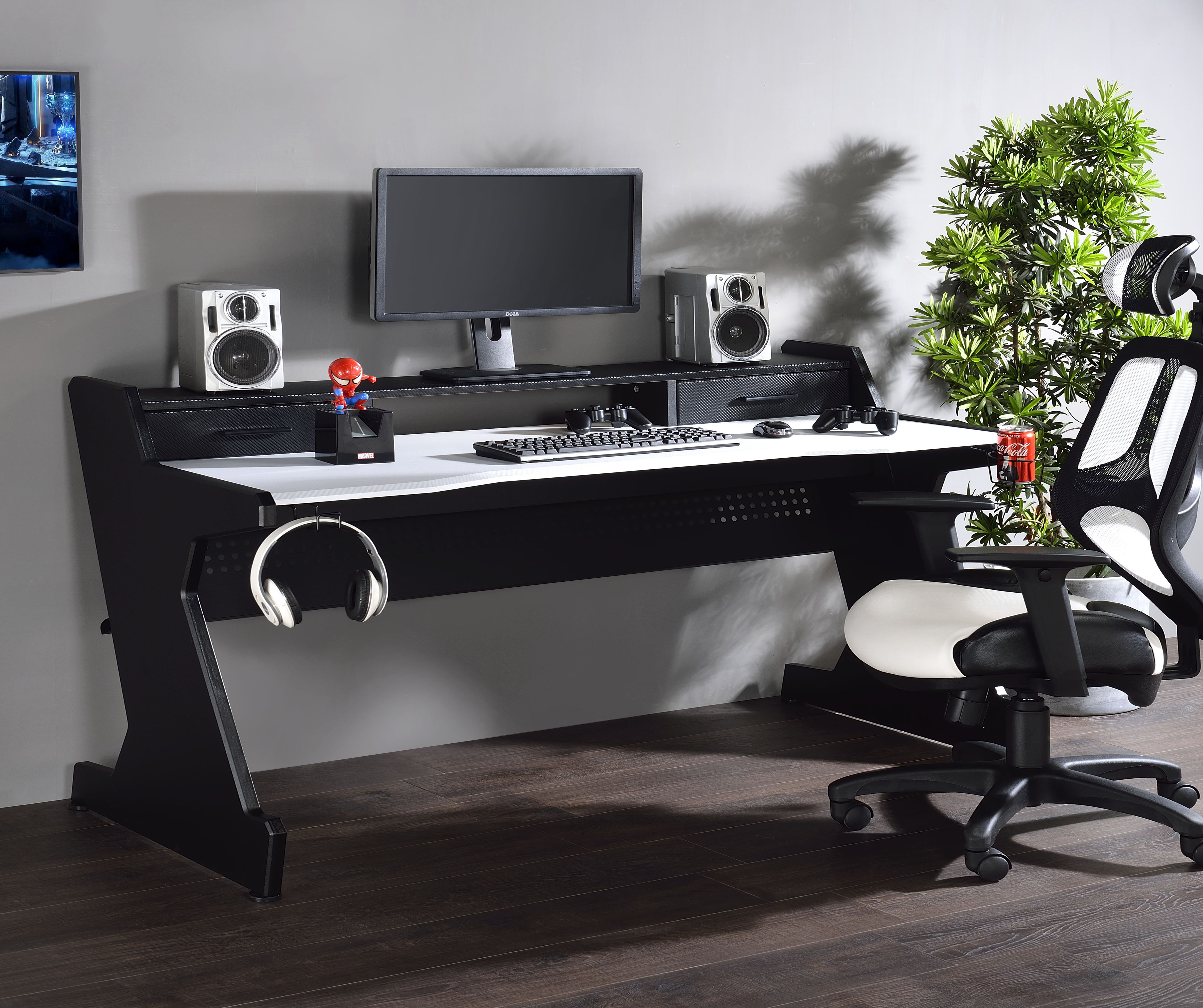 Inbox Zero Kitsia Gaming Desk | Wayfair