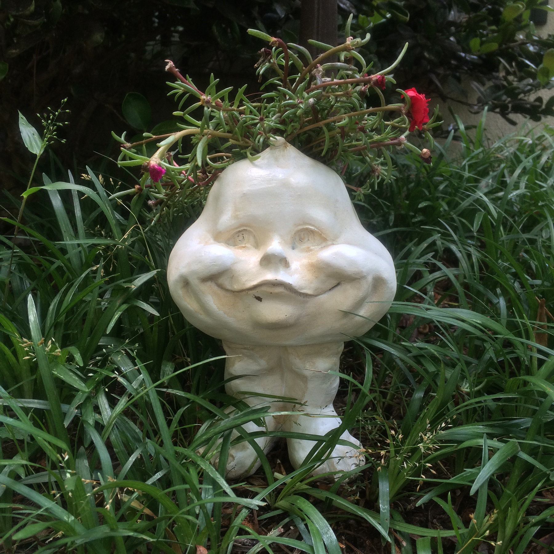 HomeStyles Muggly's Lil Baby Face Statue Planter | Wayfair