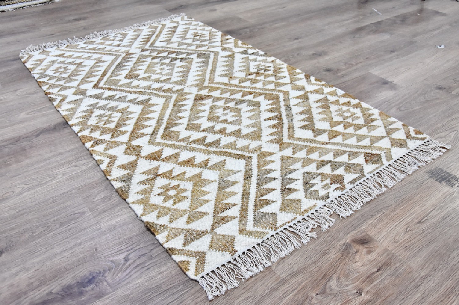 Union Rustic Alsacia Hand-Knotted White/Beige Area Rug | Wayfair