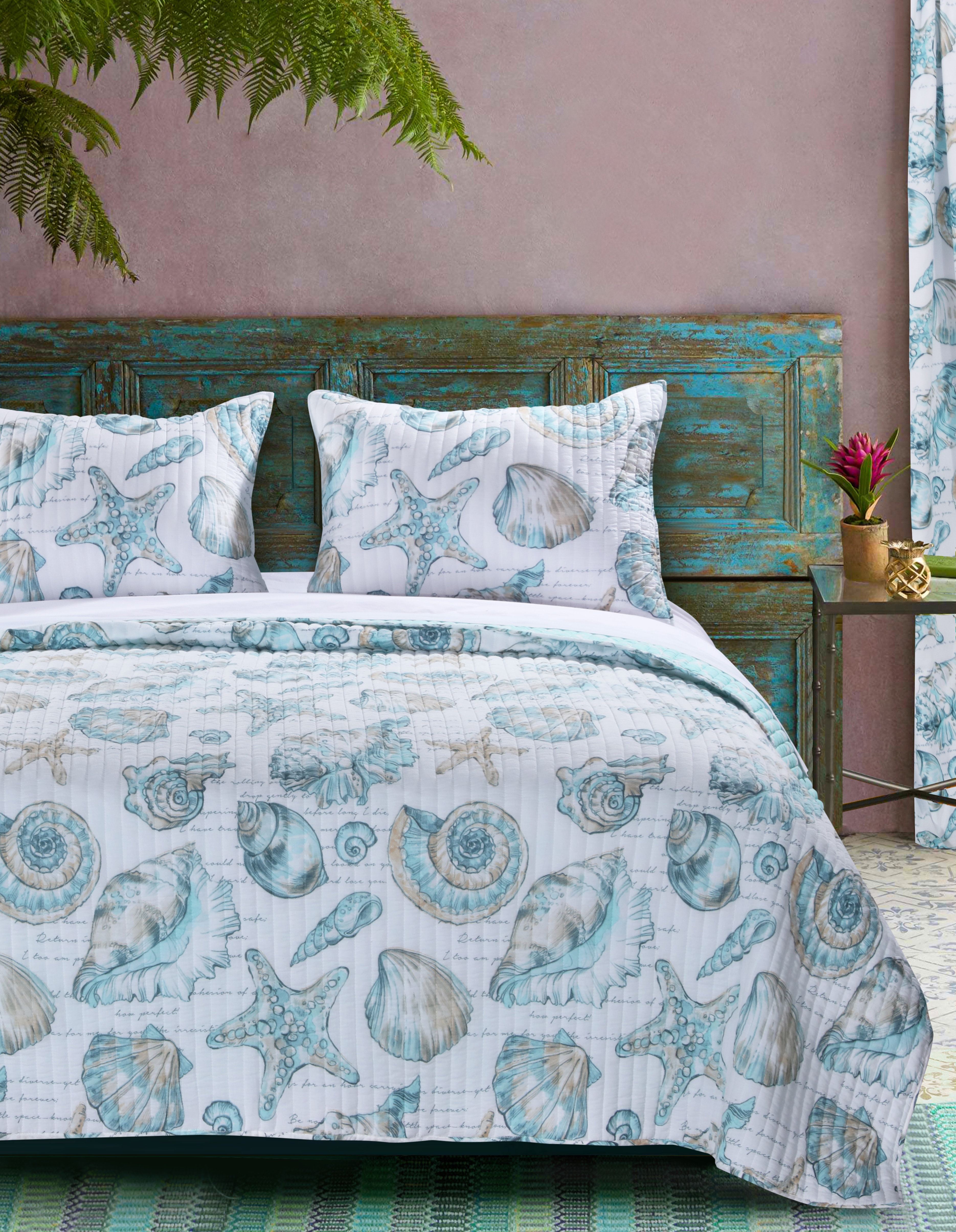 Greenland Home Fashions Cruz Reversible Seashell and Starfish Quilt Set ...