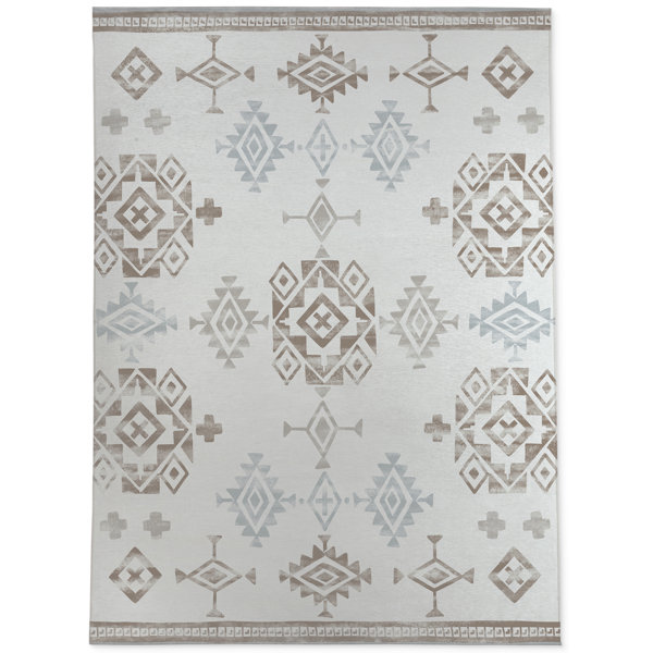 Union Rustic Geometric Rug - Wayfair Canada