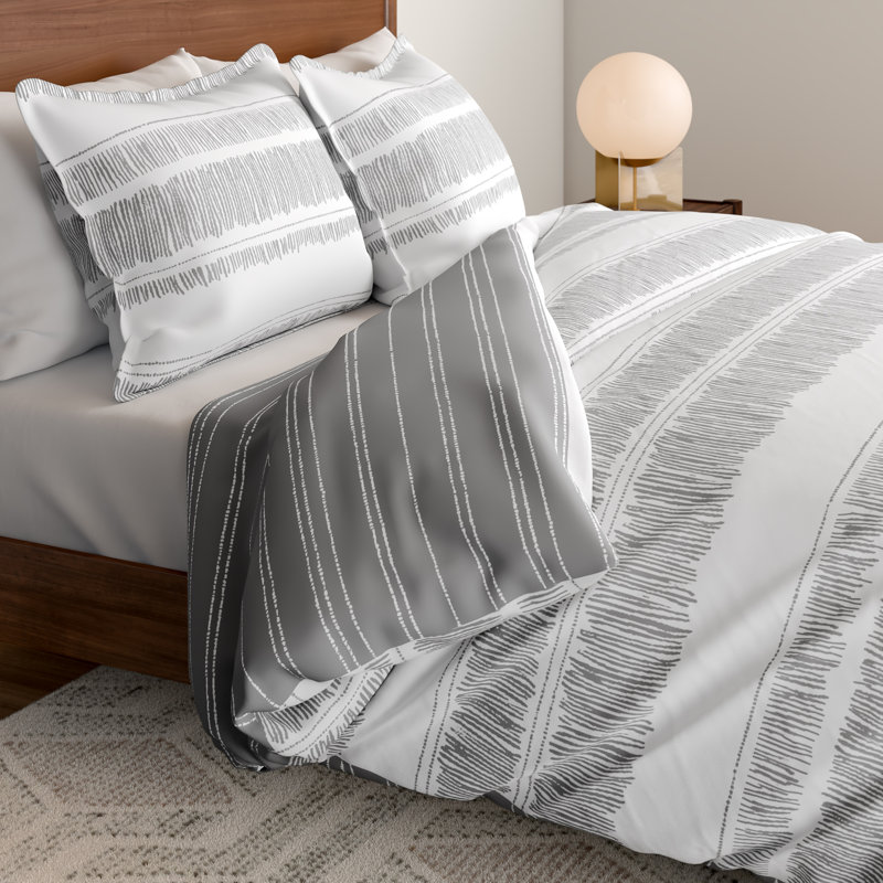 City Scene Ziggy Reversible Modern & Contemporary Comforter Set ...