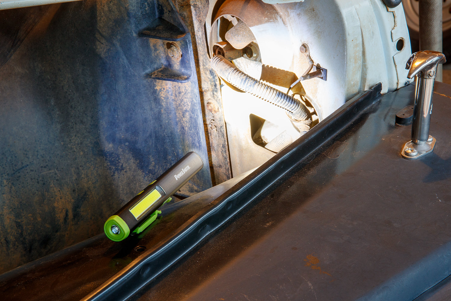 PowerSmith Stylo rechargeable à DEL POWERSMith, 450 lumens, projecteur ...