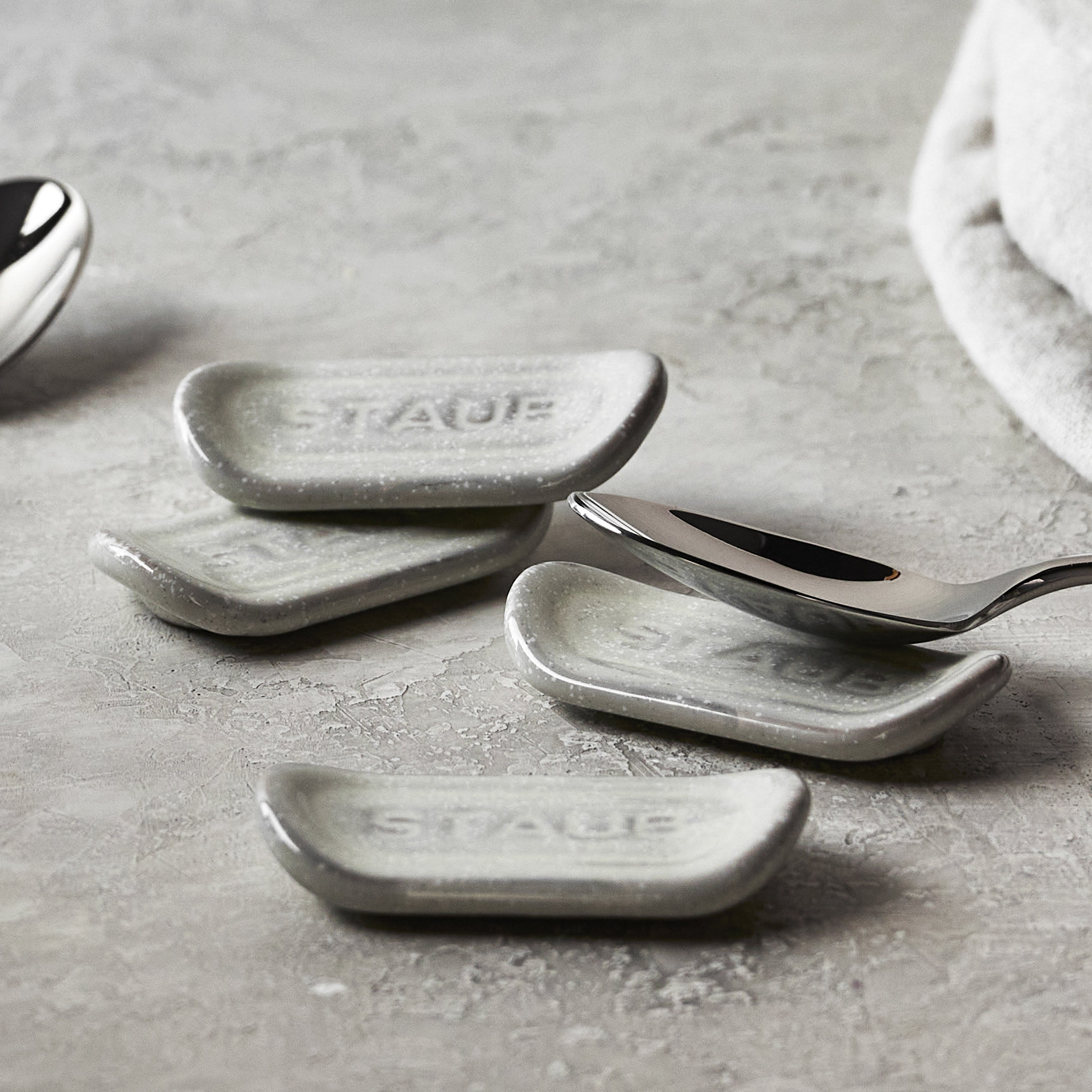 Staub Dining Line Utensil Rest Set, White Truffle & Reviews | Wayfair