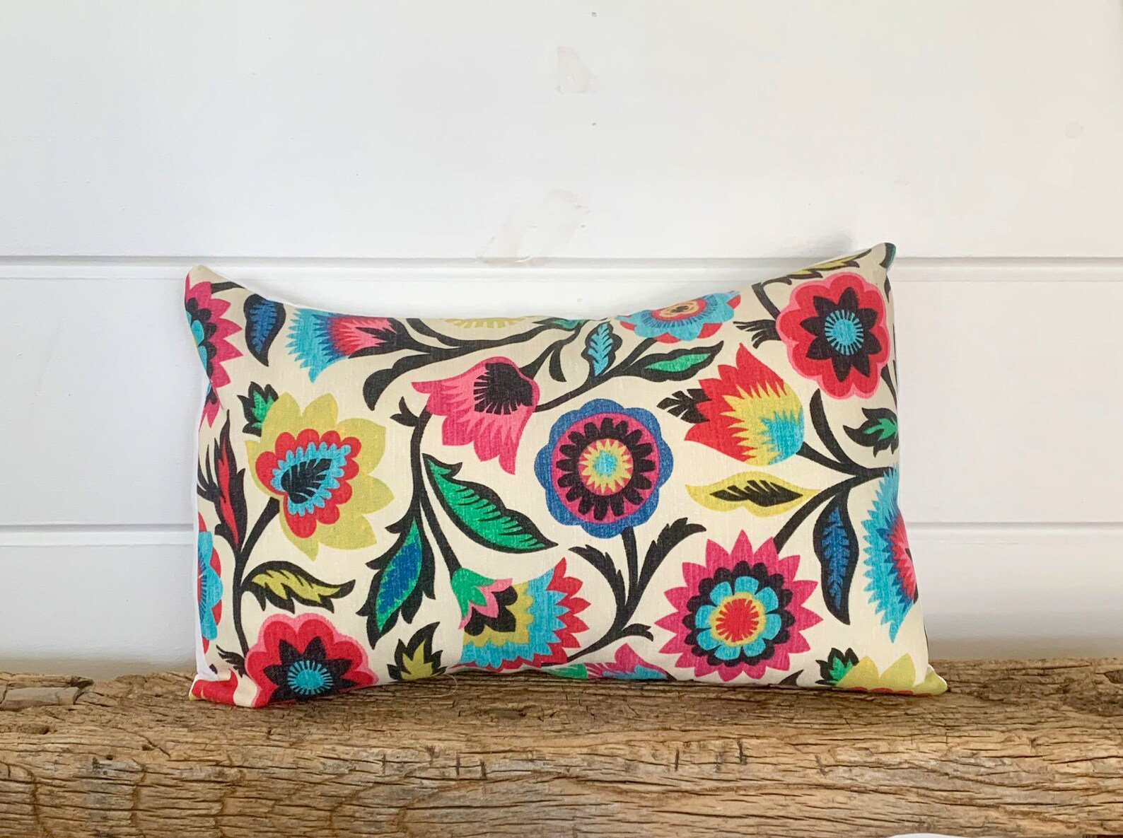 That Dutch Girl Fiesta outdoor Polyester/Polyester Blend Lumbar Indoor ...