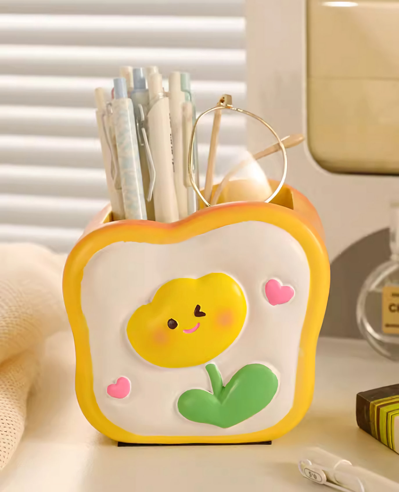 Latitude Run® Caselyn Figurines & Sculptures - Wayfair Canada