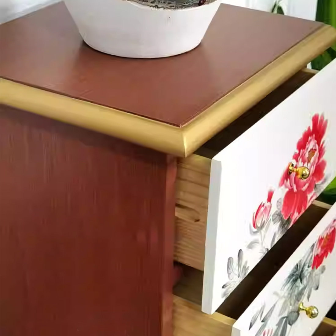 Vivid Space Creation Hand-painted solid wood drawer high accent chest ...