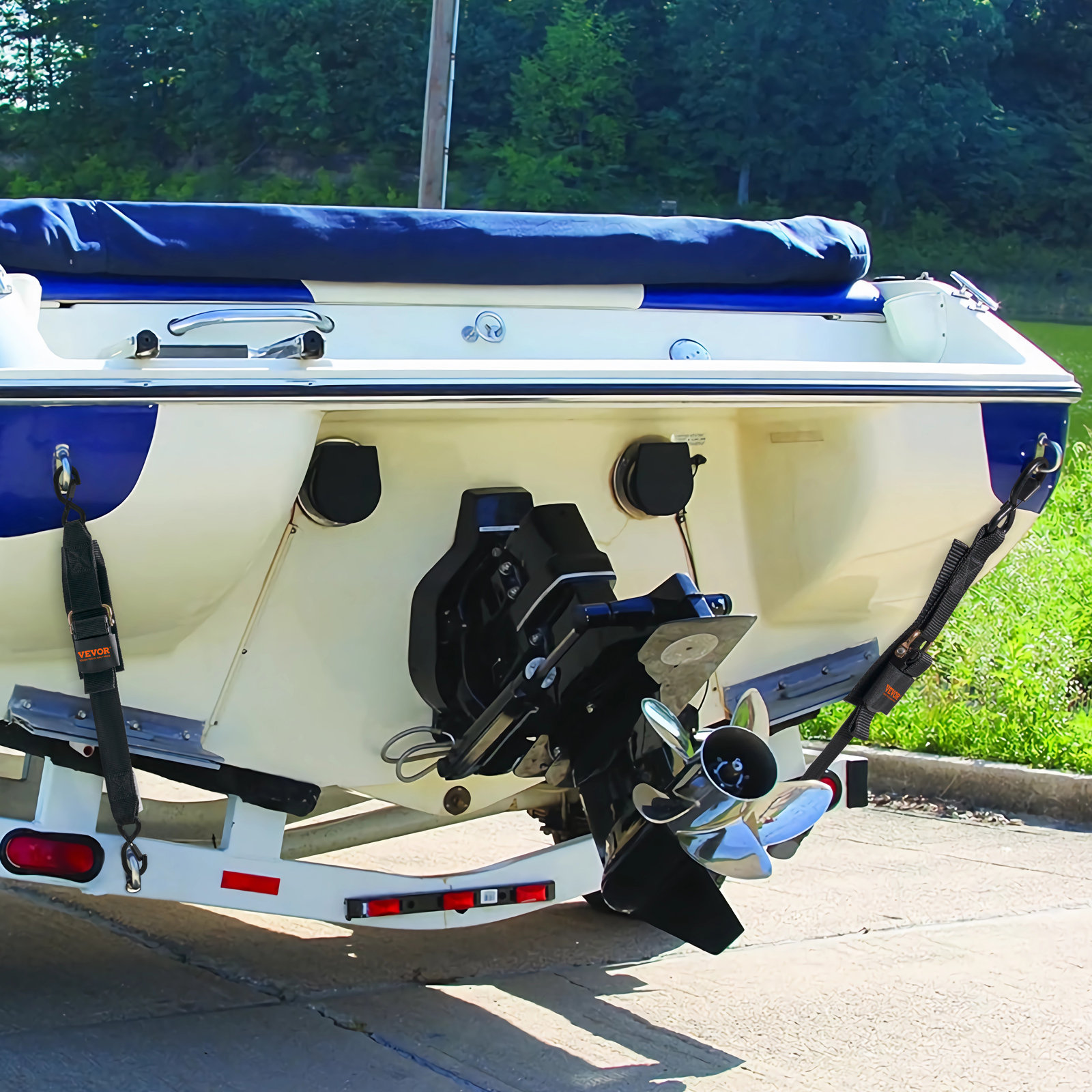 WFX Utility™ Retractable Ratchet Straps Tie Down Straps 2 in x 2 ft for ...
