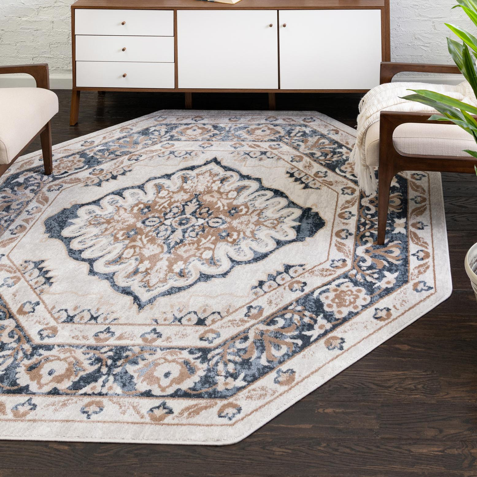 Bungalow Rose Octagon Oriental Machine Woven Polypropylene Area Rug in ...