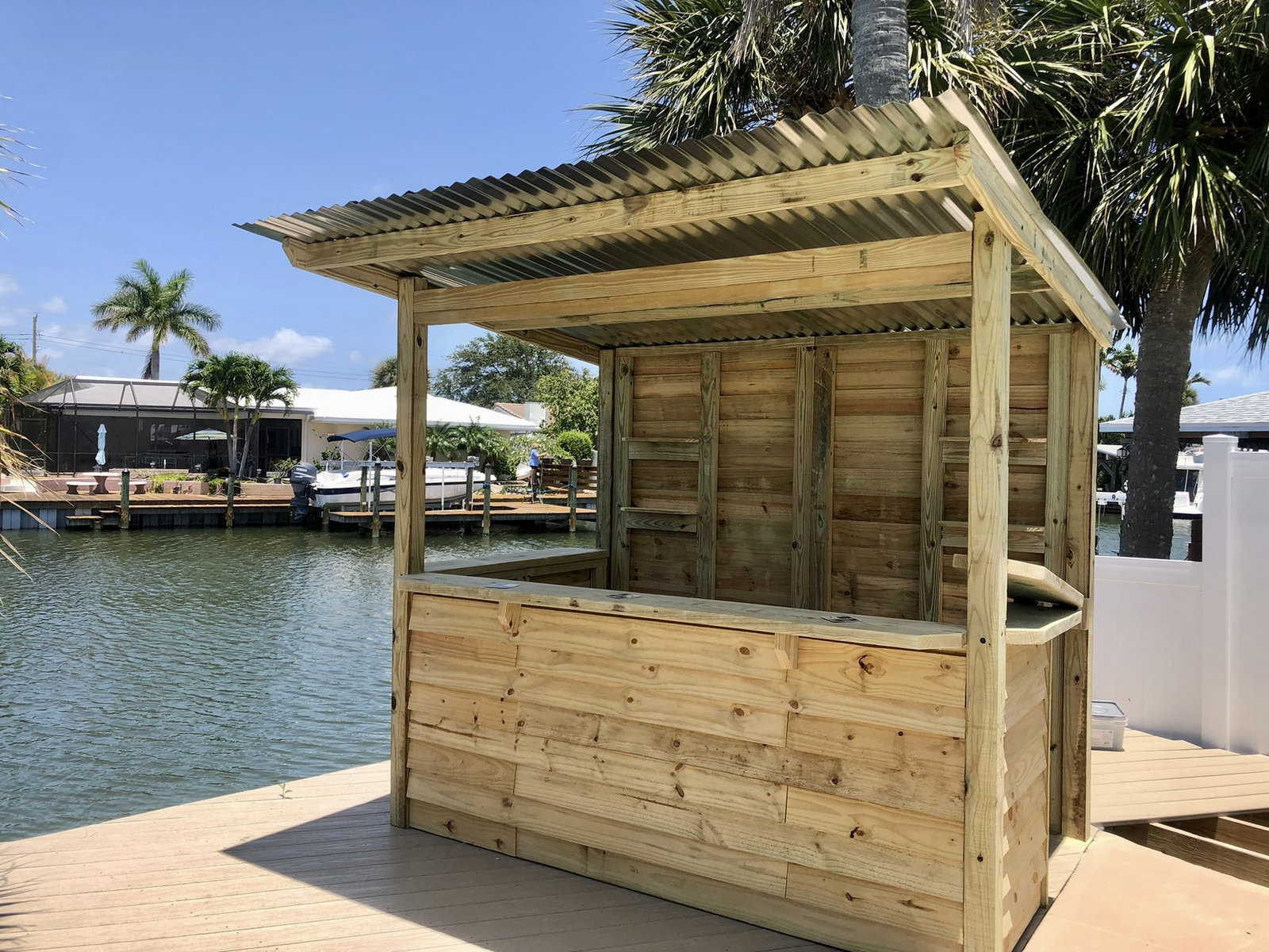 Taverns-To-Go 8' x 5' Backyard Bar - Delivered and Assembled for You ...