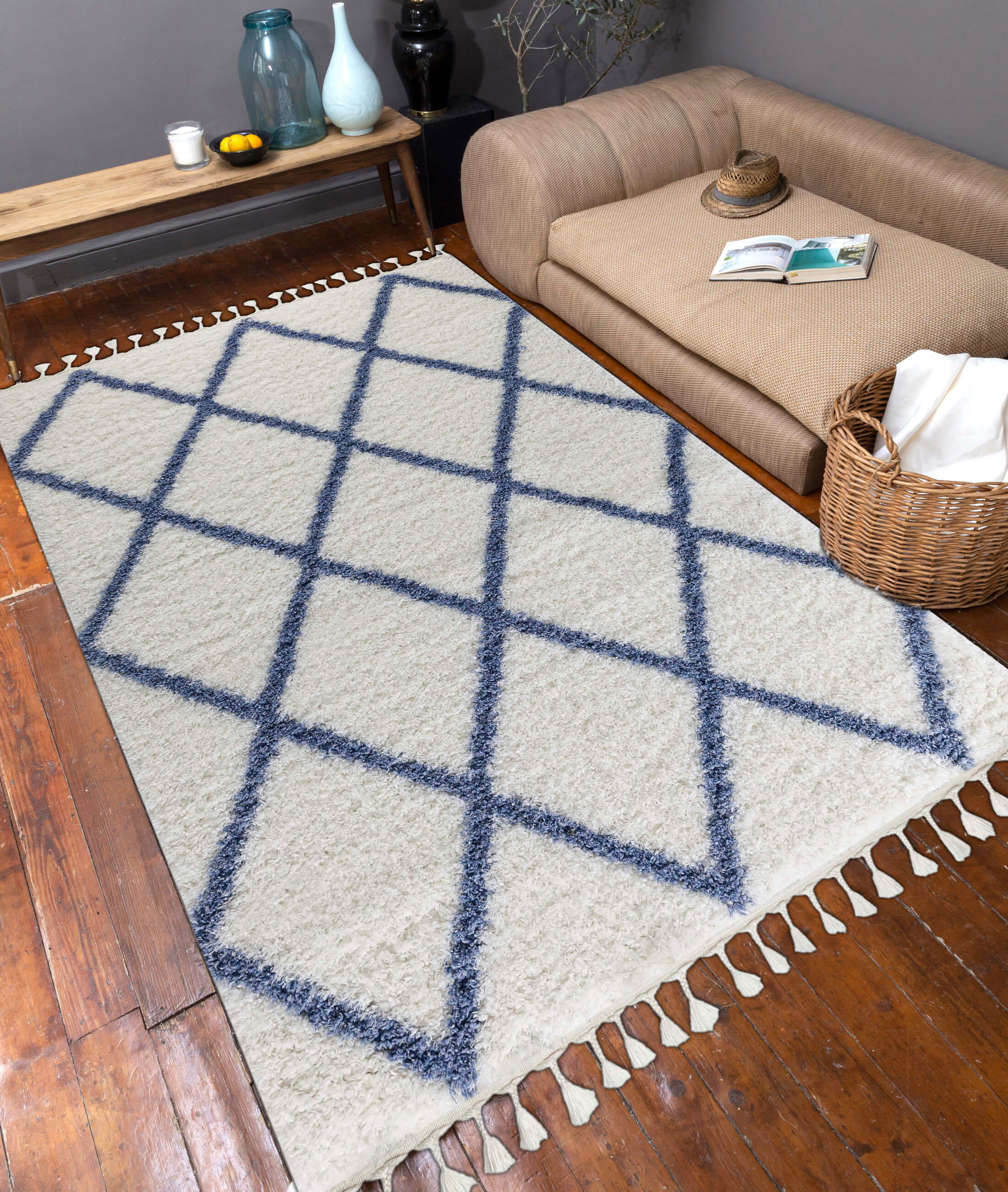 Latitude Run® Marquavius Shaggy Geometric Design White Blue Carpet ...