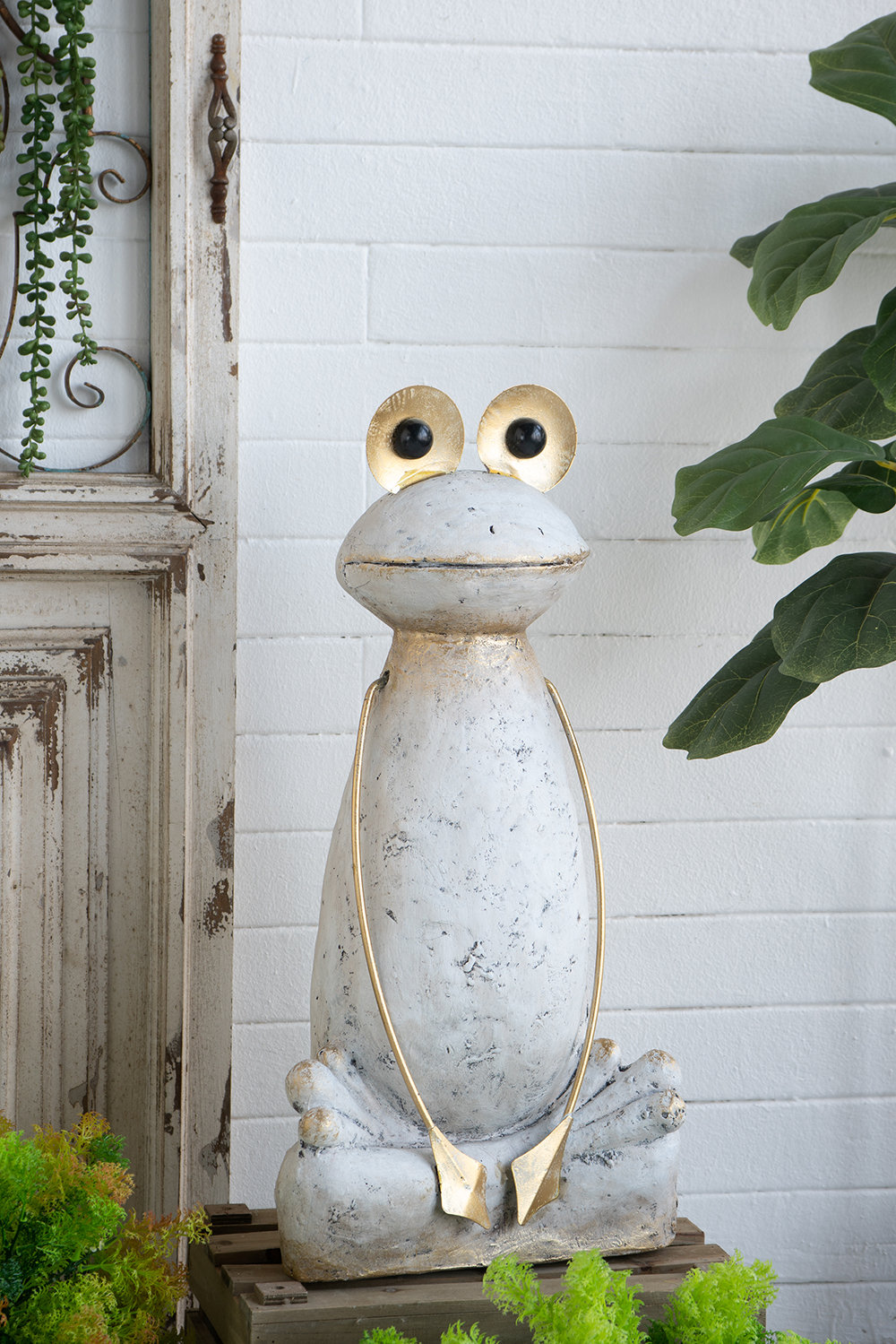 Lark Manor™ Abstract White Magnesium Frog Figurine with Gold Arms and ...