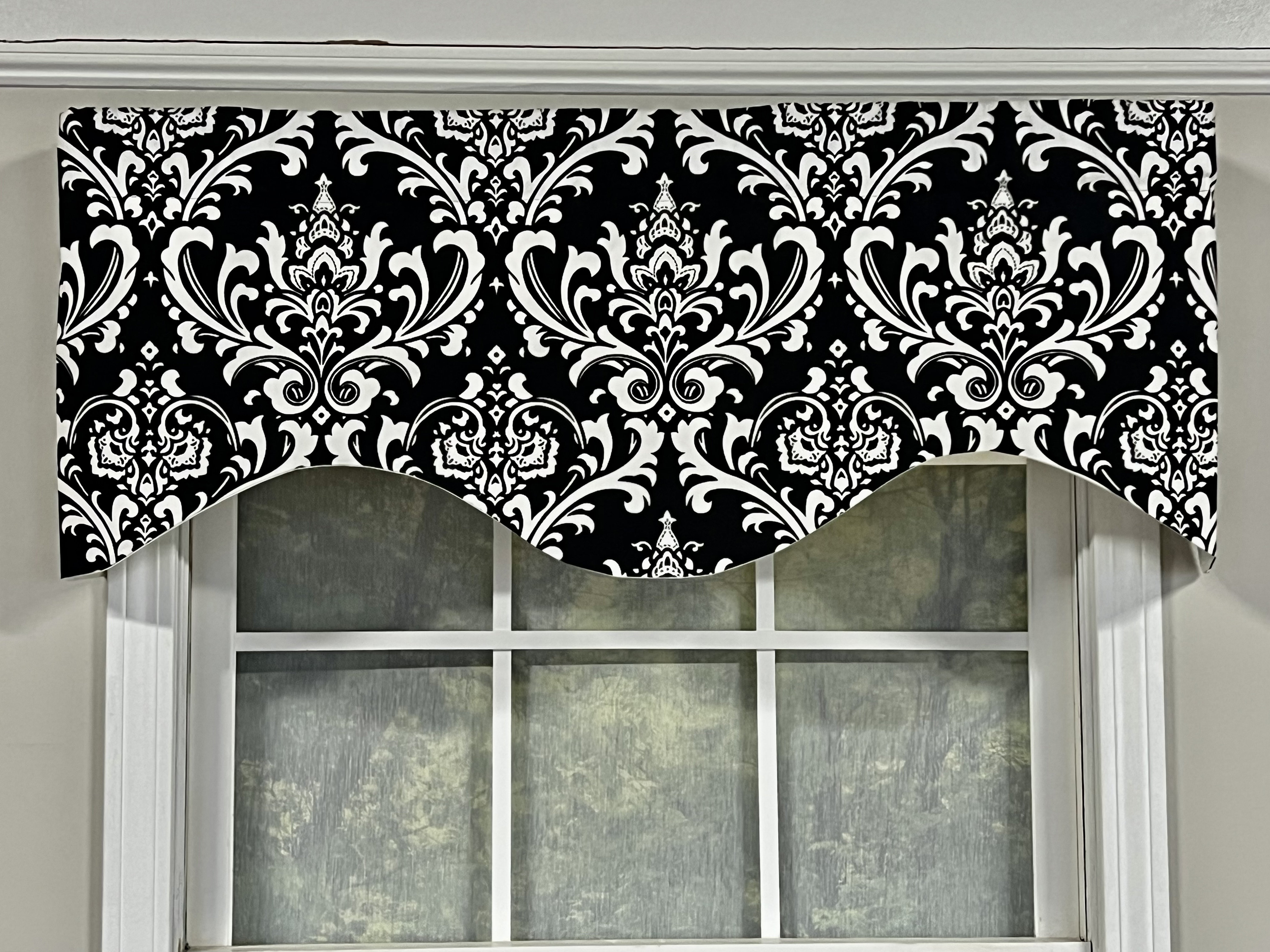 Rosdorf Park Ozbourne Damask Damore 50" Window Valance & Reviews | Wayfair