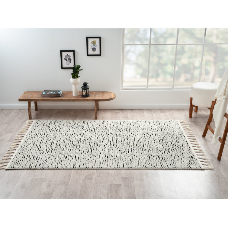 Ivy Bronx Spirit Tapis grey Rug | Wayfair.co.uk