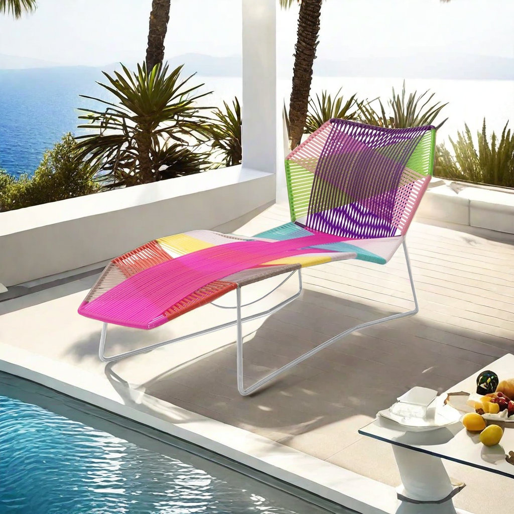 Elegance Furnishings Resort Style Handwoven Rattan Lounge Chair Outdoor ...