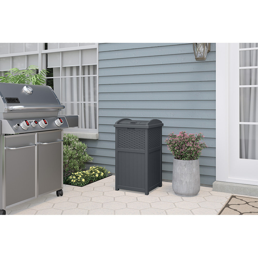 Suncast 33 Gallon Manual Lift Trash Hideaway Container & Reviews ...