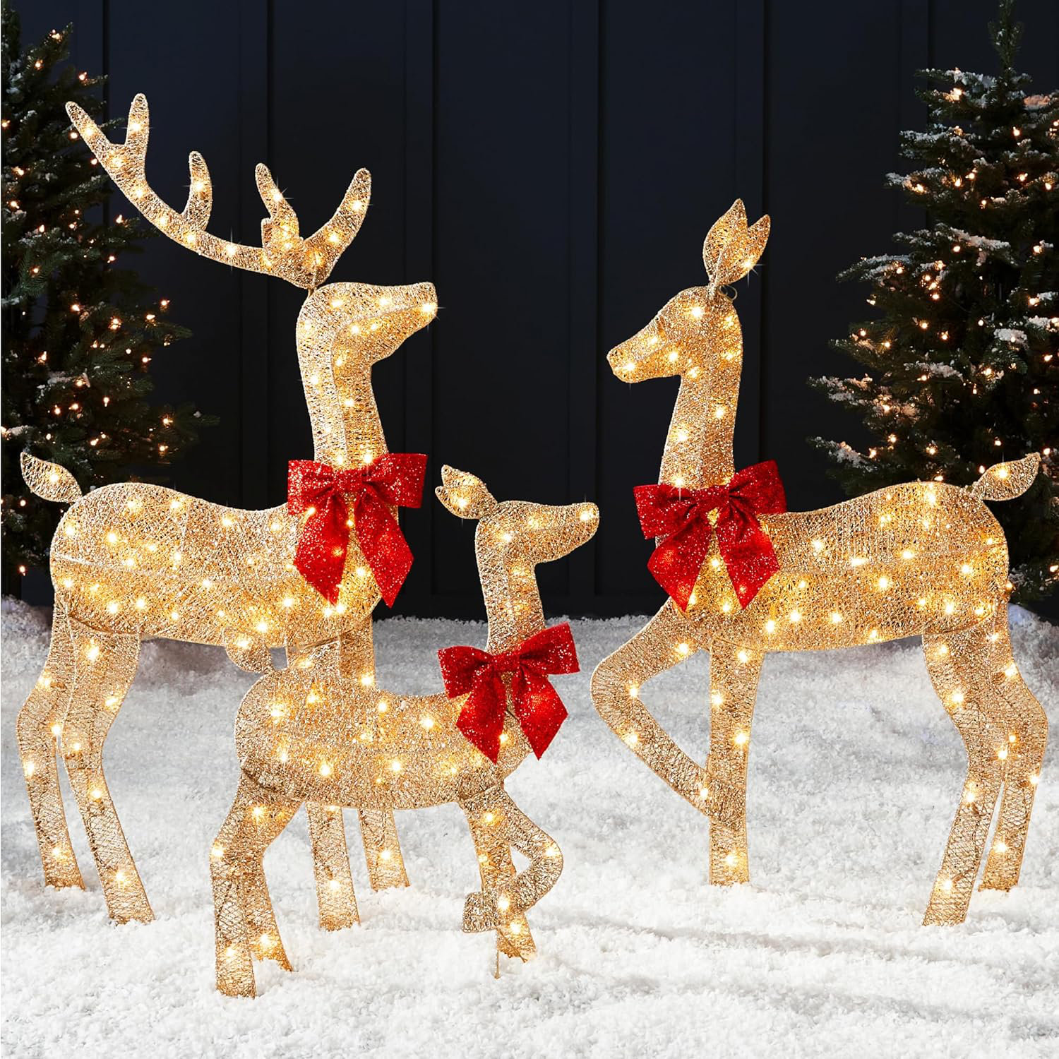 The Holiday Aisle® 4Ft 3-Piece 2D Lighted Christmas Deer Family Set ...