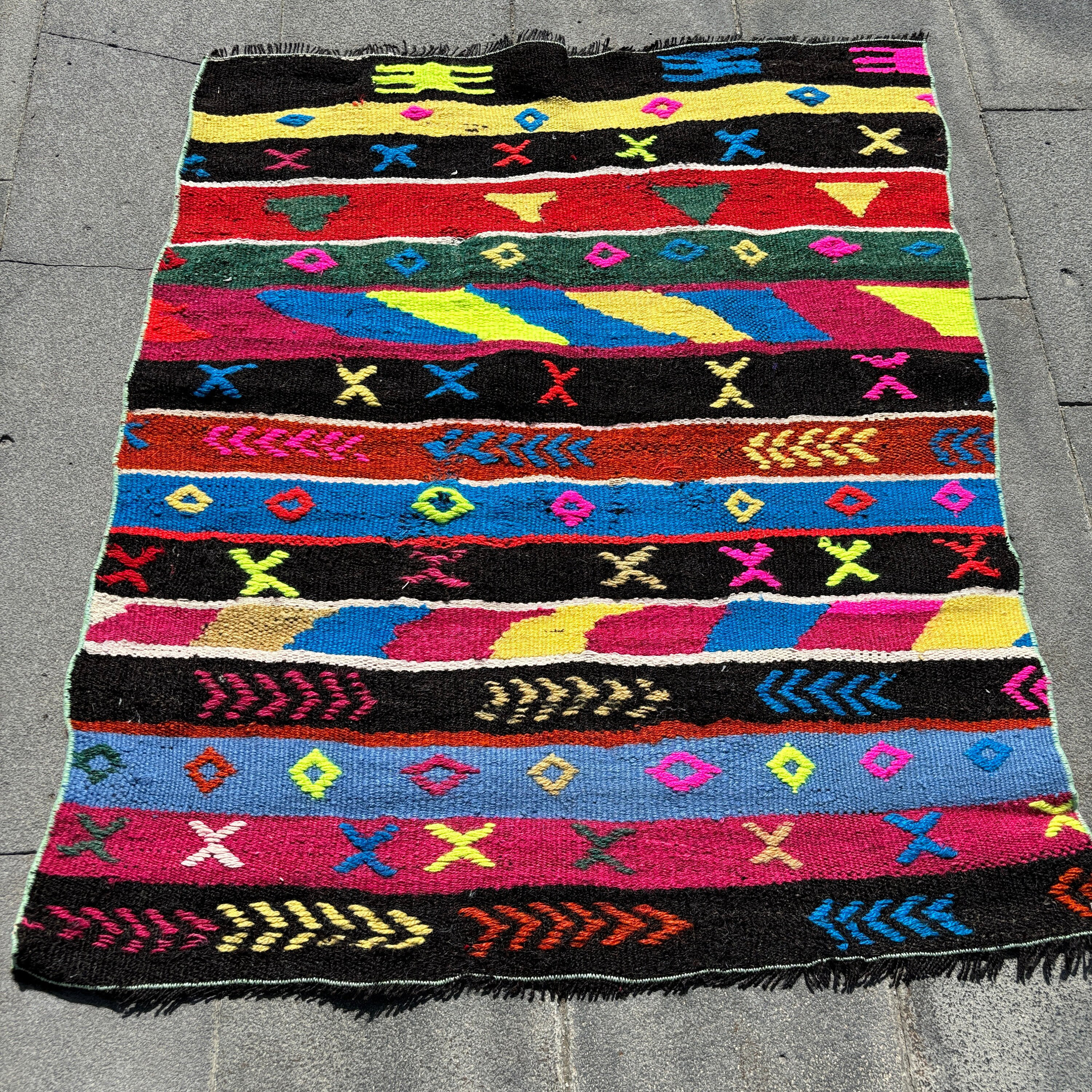 Fleur De Lis Living Vintage Turkish Patterned Oushak Kilim Rug with ...
