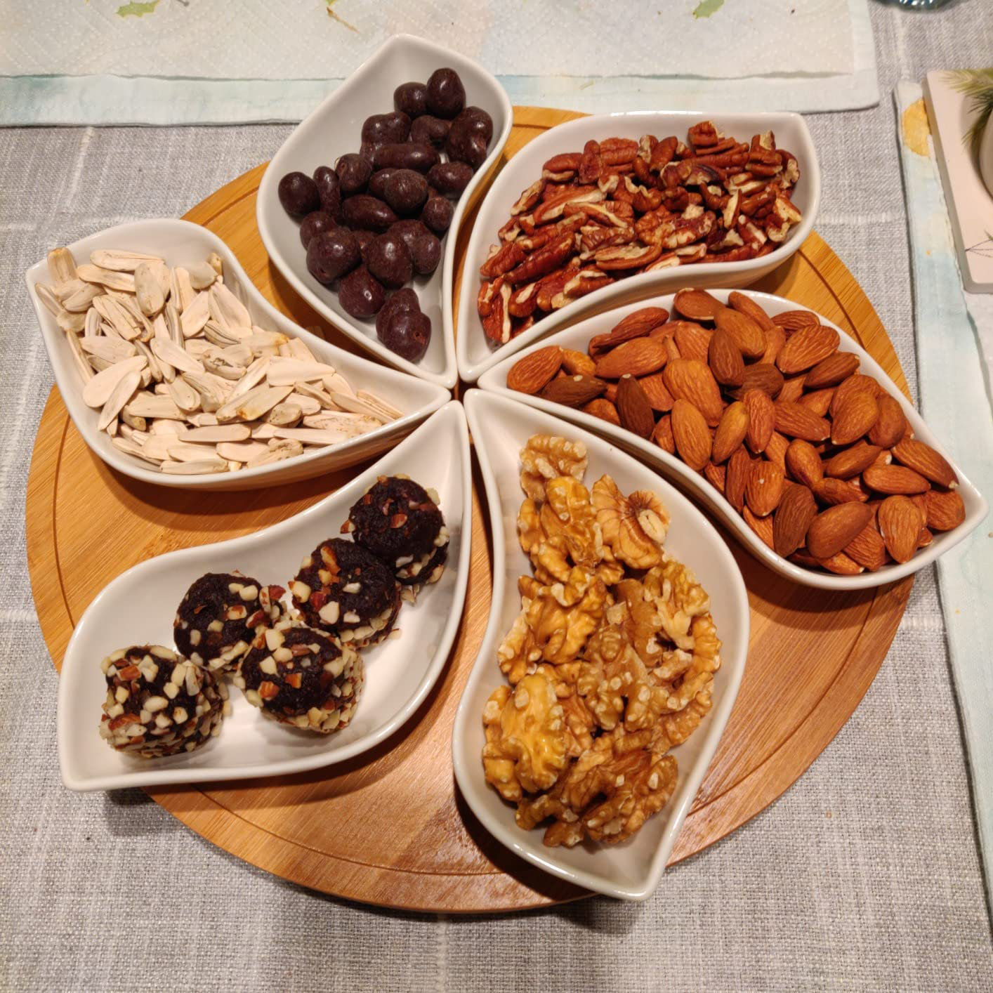 MODVAT 7 Piece Condiment Appetizer Set, Wavy Round in White and Natural ...