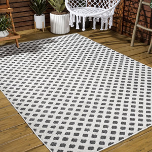 George Oliver Demetri Indoor/Outdoor Rug & Reviews | Wayfair