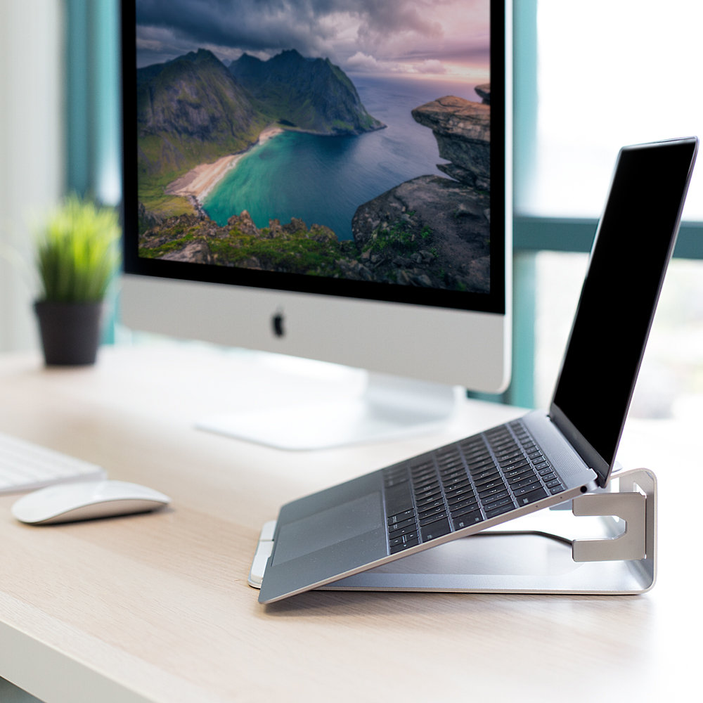 Mount-It! Vertical Laptop Stand - Aluminum Vertical Laptop Holder | 2 ...