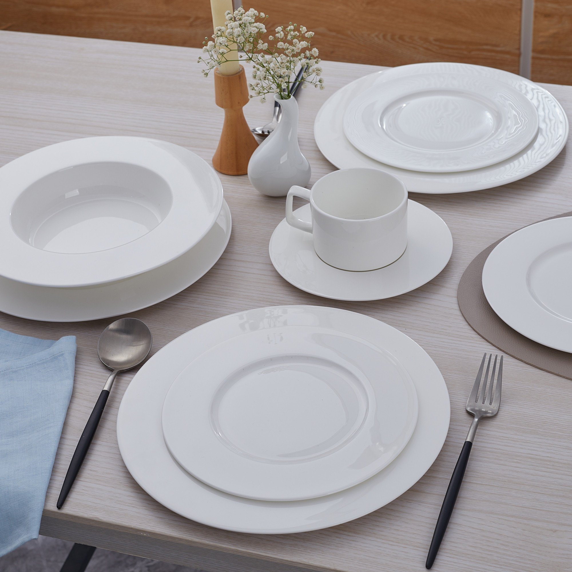 Stone Lain Sylvie 20-Piece Dinnerware Set Bone China & Reviews | Wayfair