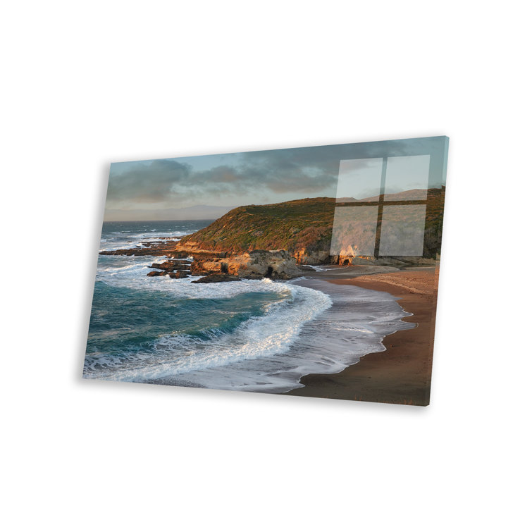 Highland Dunes Spooner's Cove, Montano De Oro State Park, California On ...