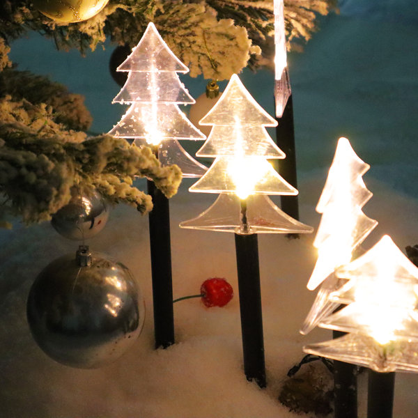 The Holiday Aisle® Low Voltage Battery Powered Pathway Light | Wayfair