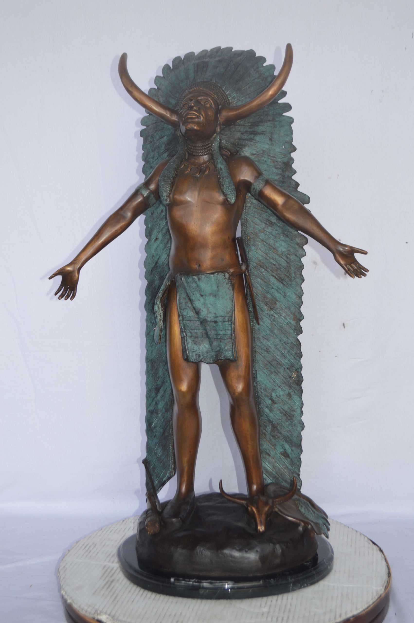 NIFAO Handmade People Statue | Wayfair