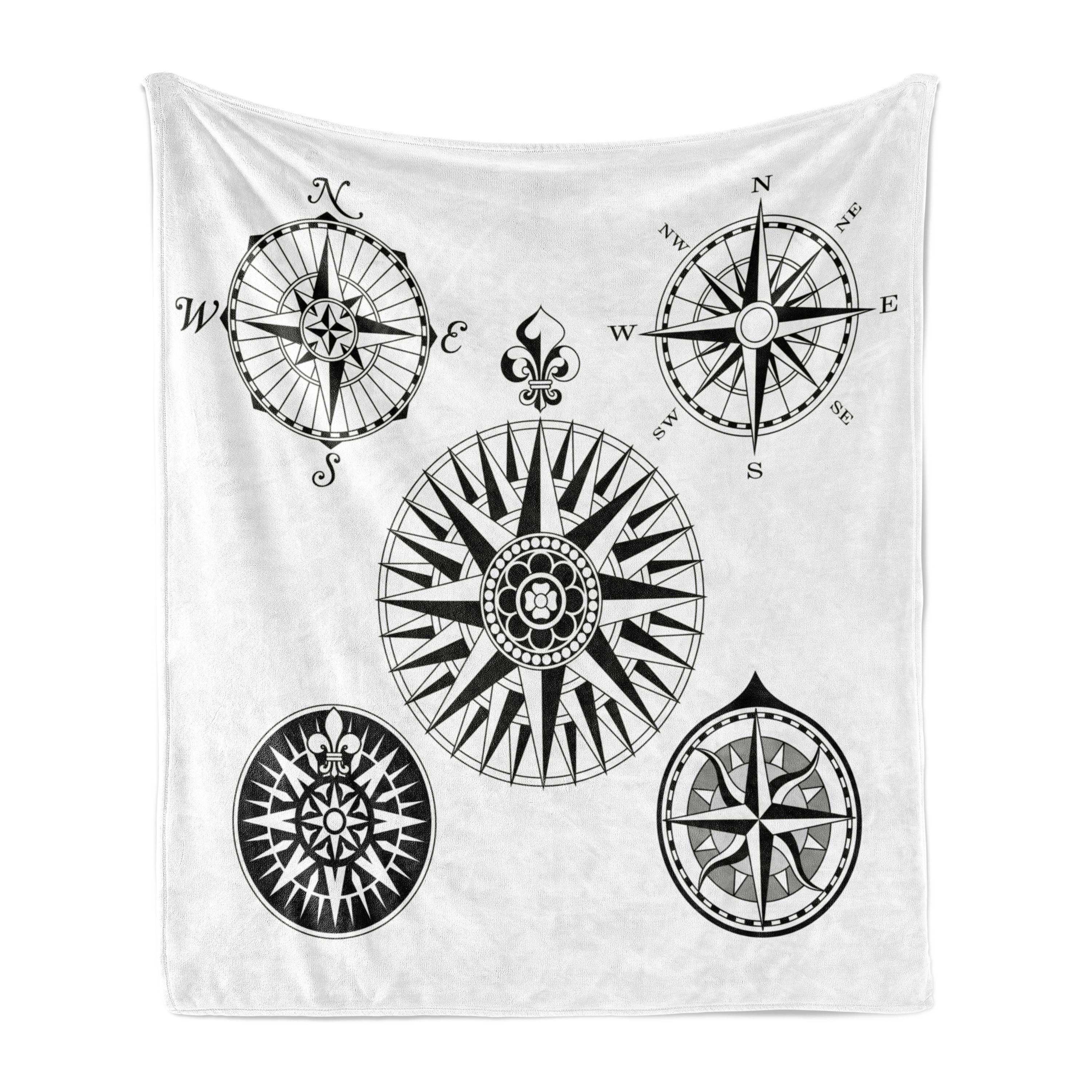 Ambesonne Compass Fleece Throw Blanket 5 Windroses Angles 50"x70" Black ...